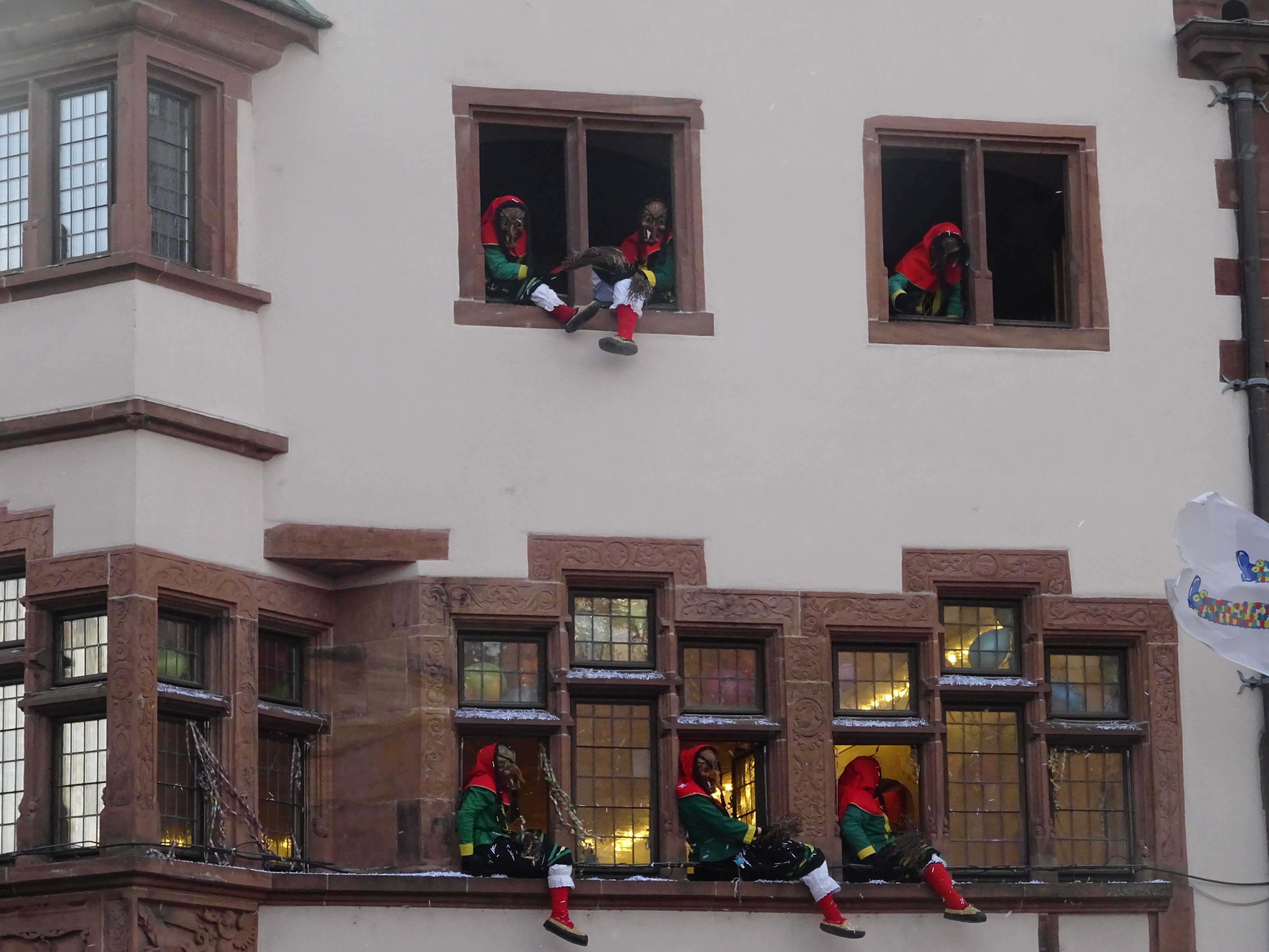 Stürmischer Rathaussturm in Freiburg | Radio Regenbogen