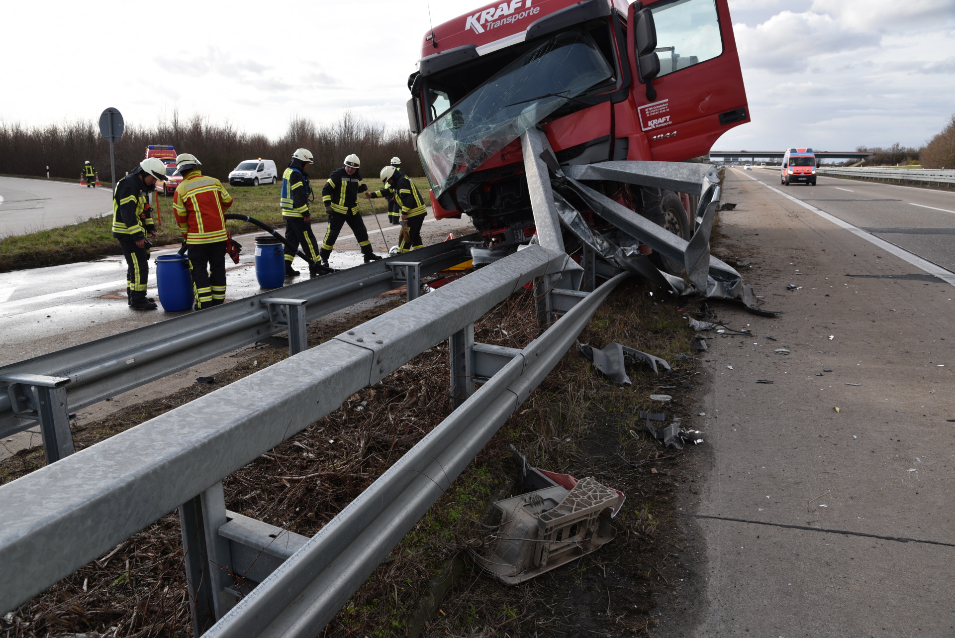 Schwerer LKW-Unfall auf der A656 bei Heidelberg | Radio Regenbogen