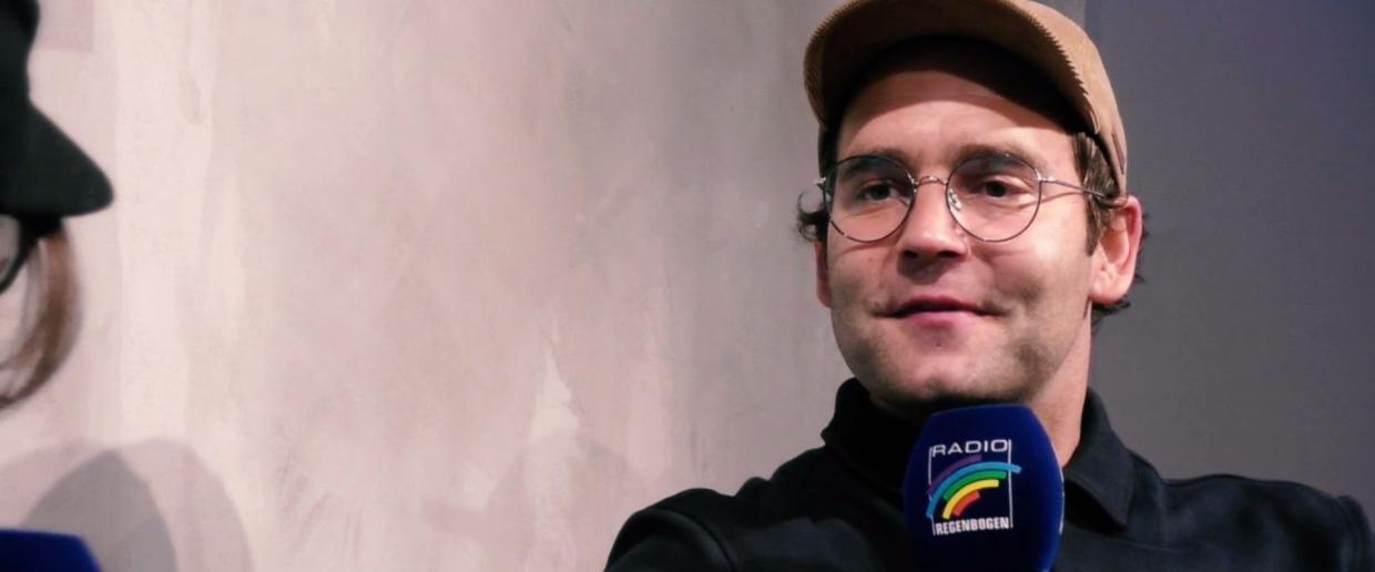 "Augen zu Musik an": Bosse live und im Interview | Radio Regenbogen