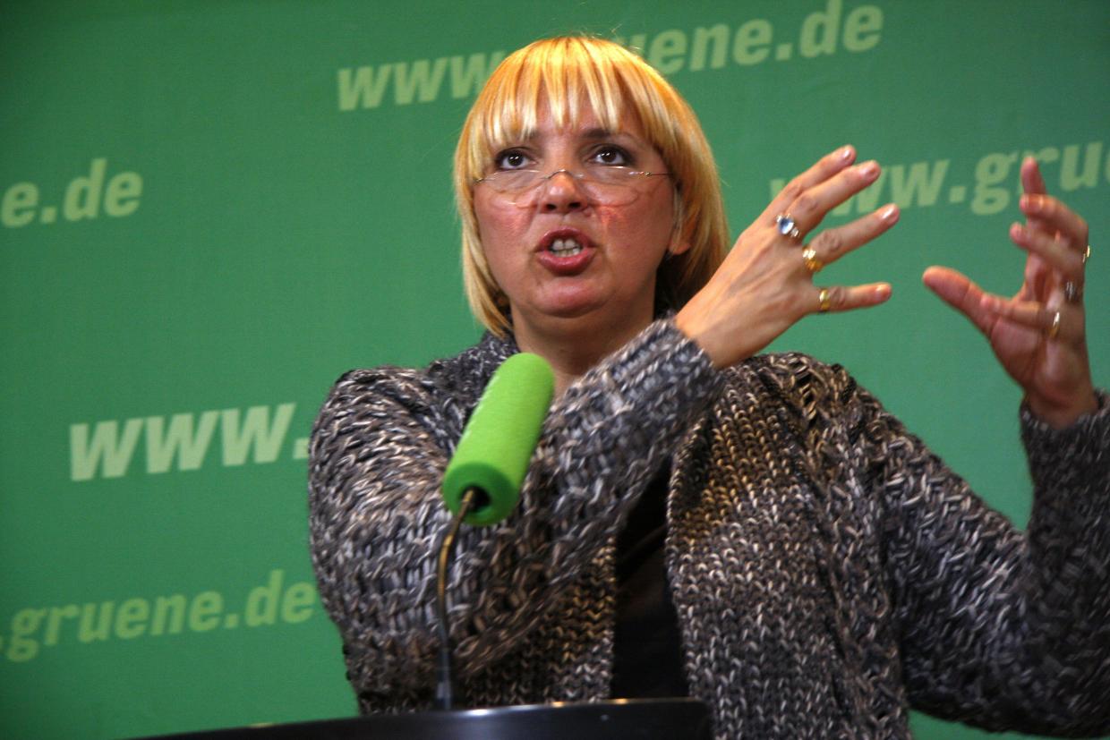 Claudia Roth unterstützt Freiburg´s OB Salomon | Radio Regenbogen