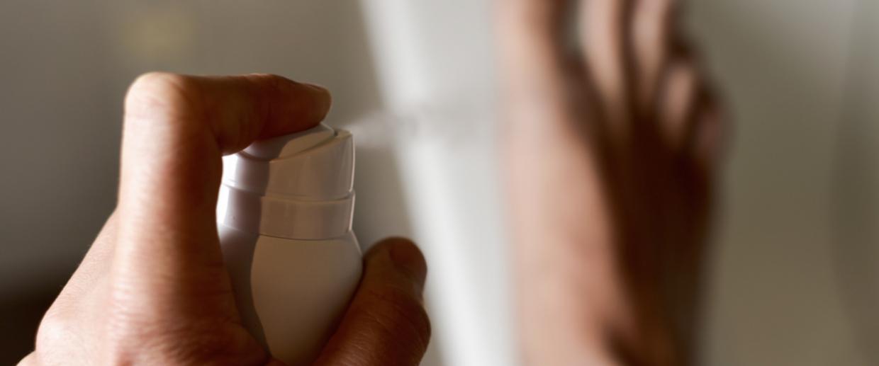 Gefährlicher Internettrend: die Deo-Challenge | Radio Regenbogen