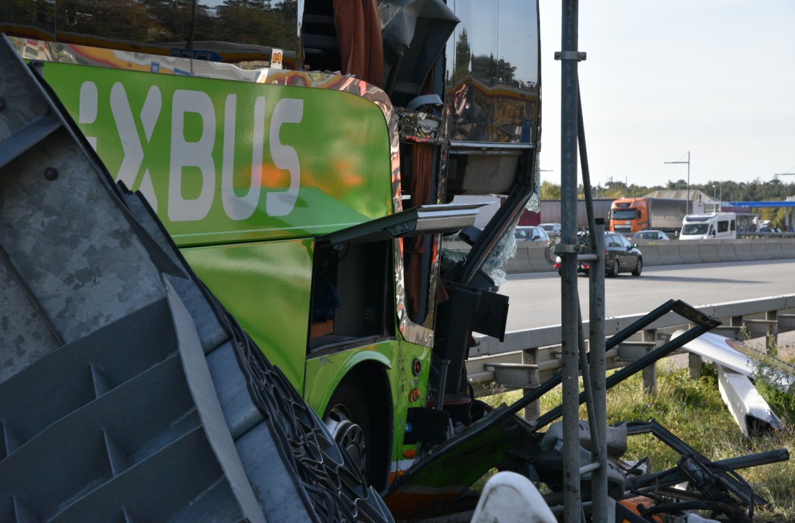 Flixbus-Crash A5 | Radio Regenbogen