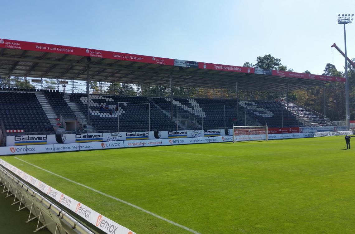 Arbeitseinsatz Stadion SV Sandhausen | Radio Regenbogen